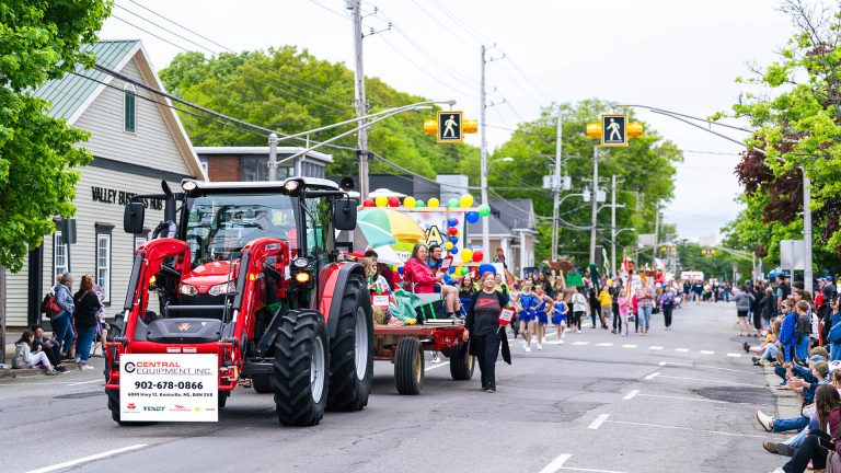 Annapolis Valley Apple Blossom Festival - Tourism Nova Scotia